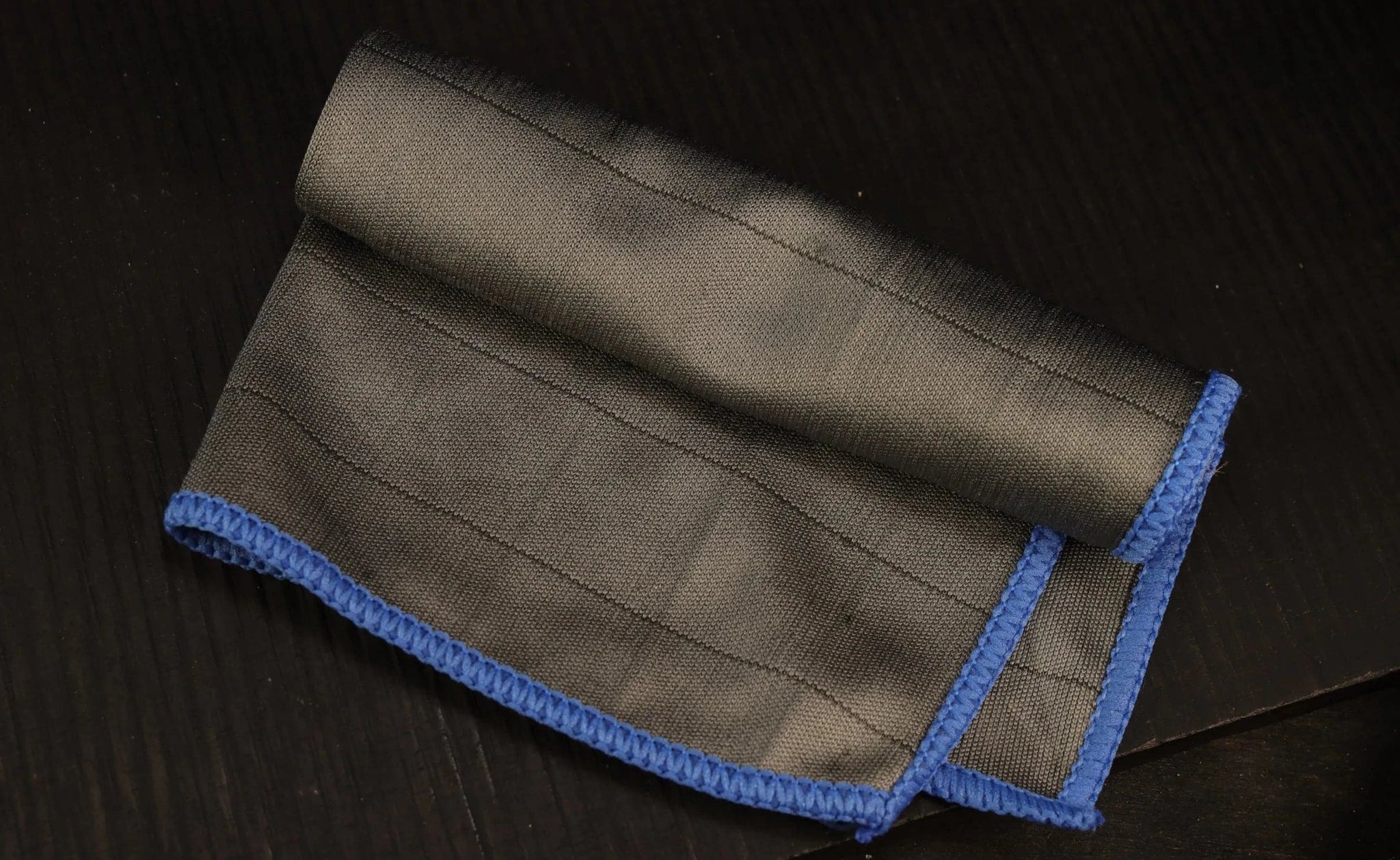 Luxury Optical Cloth 12" Carbon Fiber Weave